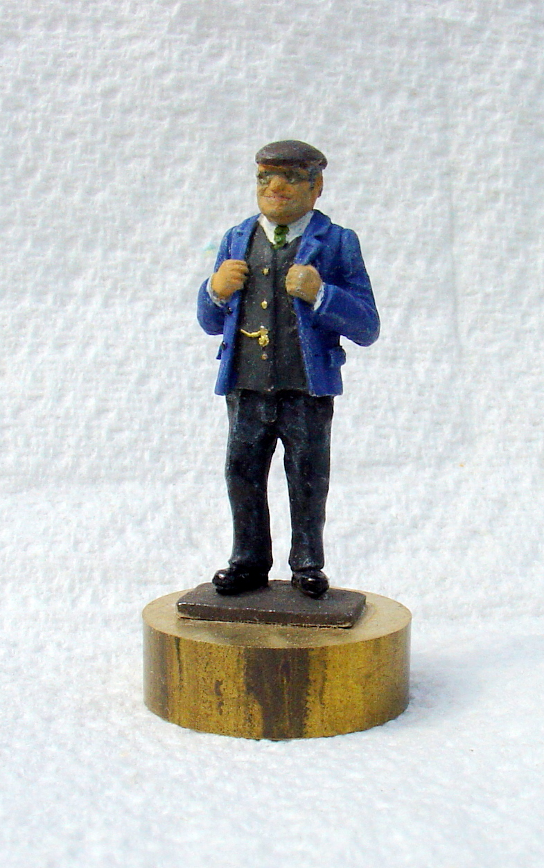 > O-Gauge Figures Query - 7mm+ modelling - RMweb